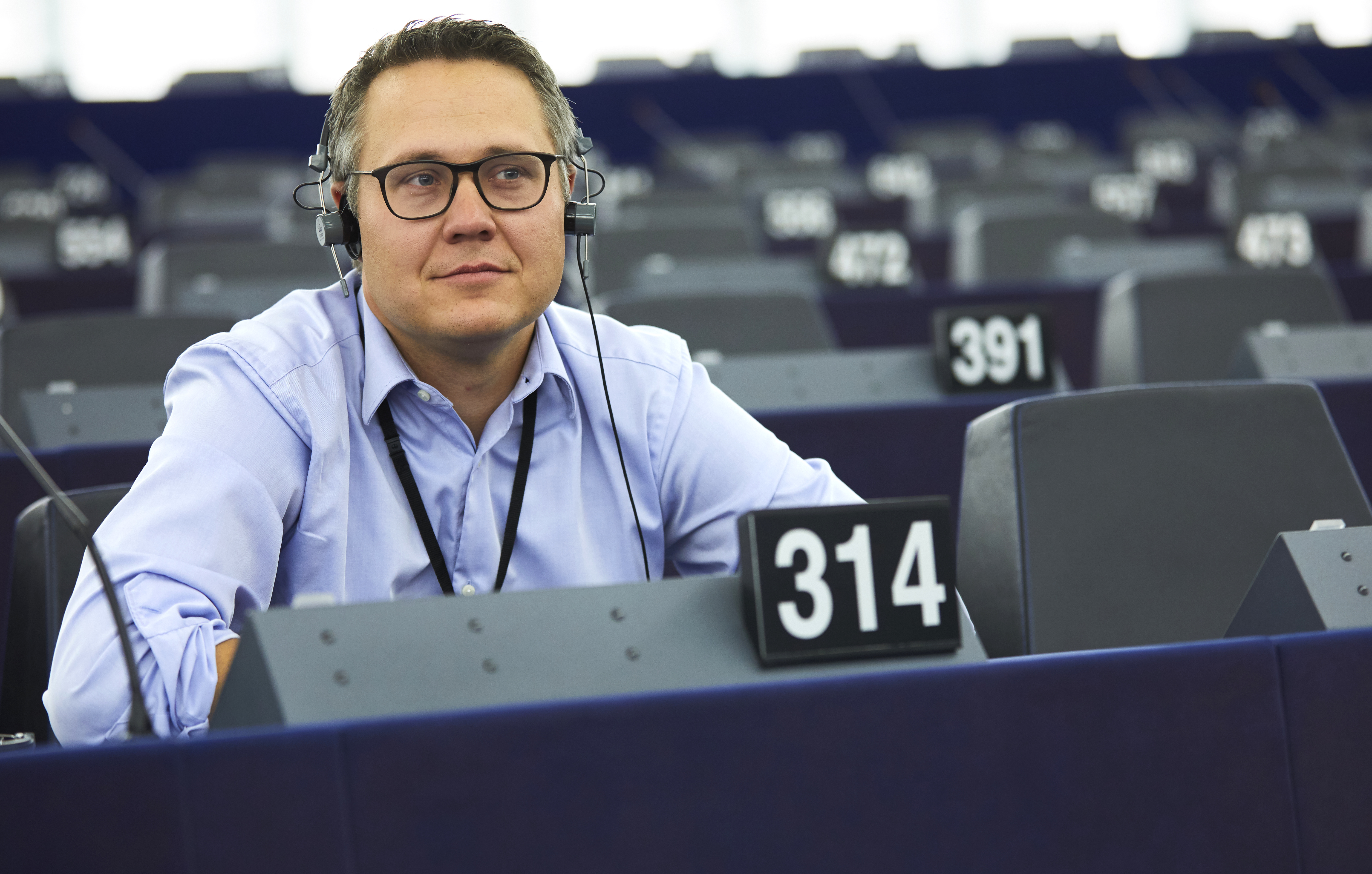 Sluta peka finger, hjälps åt i stället – Arbetet