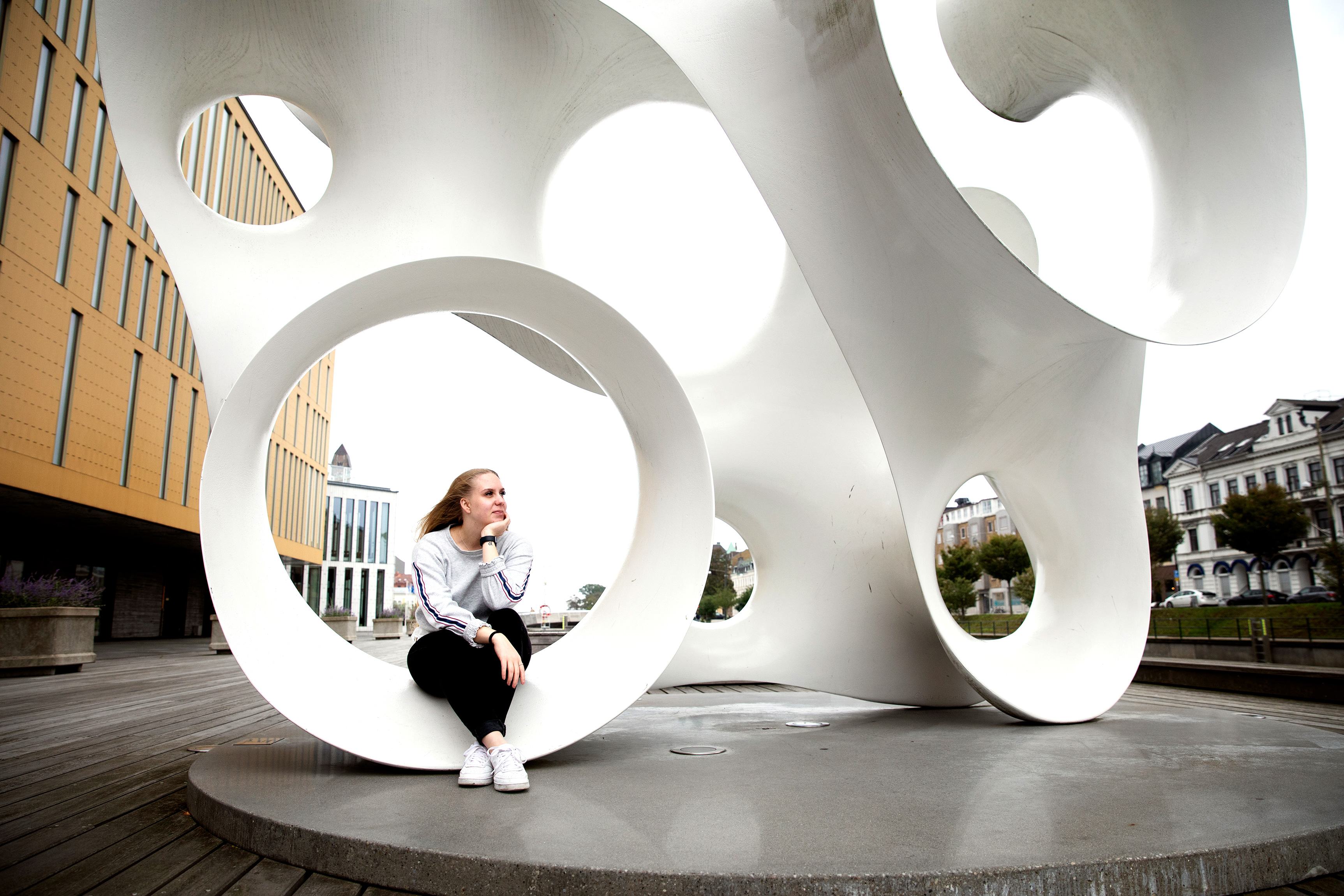 Frida, 25, spelade för 1,4 miljoner: Lönen försvann på bara några ...